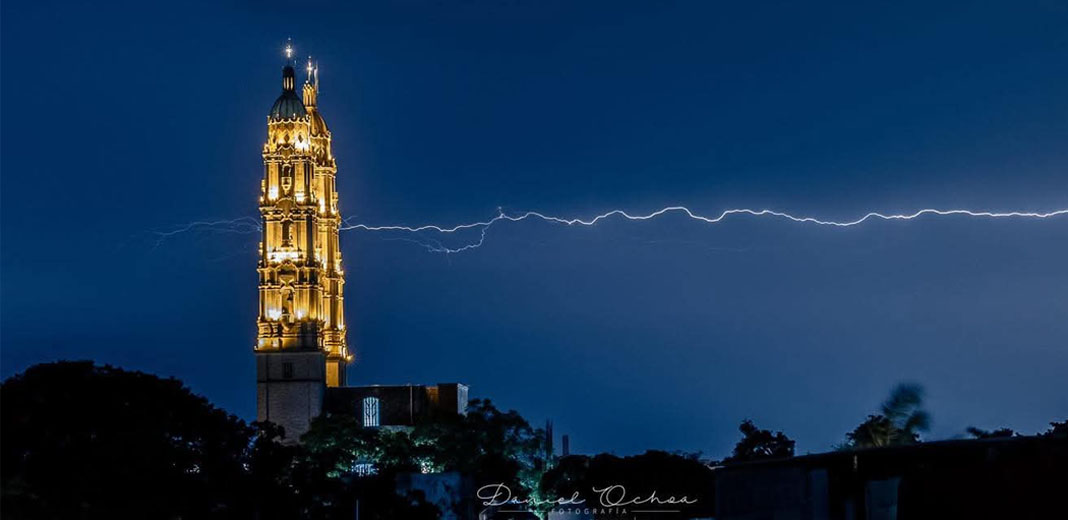 Fotógrafo capta impresionante e inusual rayo horizontal ...